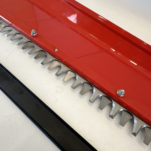 Shindaiwa HT235 Hedge Trimmer 38'' 21.2Cc 2 Stroke Single Sided Debris ...