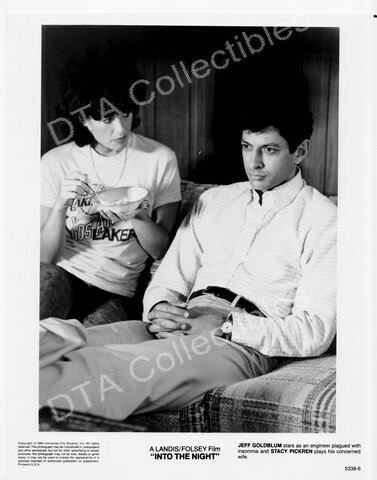 INTO THE NIGHT-JEFF GOLDBLUM-STACY PICKREN-8x10 STILL FN | eBay