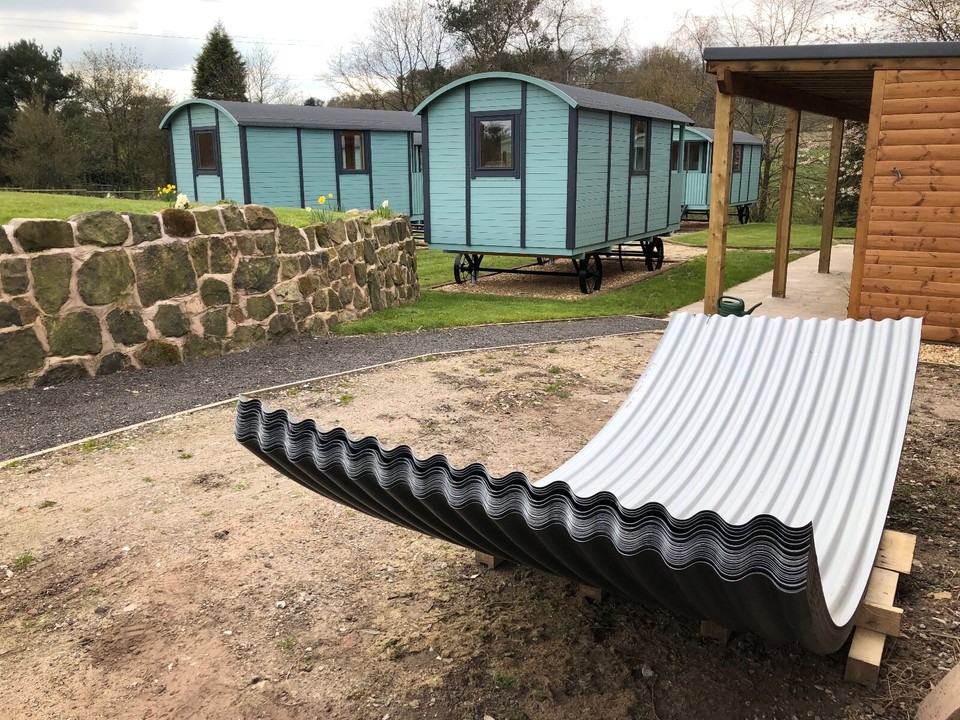 TUIN CURVED CORRUGATED ROOF KIT - for TUIN shepherd's huts, black PVC ...