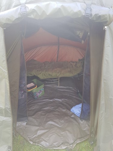 Cyprinus Base Bivvy 1 & 2 man Carp Fishing with Overwrap 2nd Skin for ...