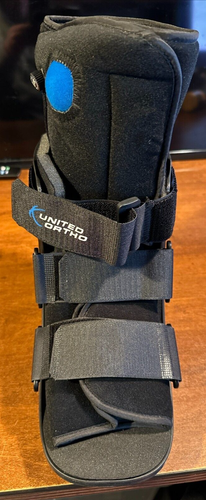 United Ortho Air Cam Walker Fracture Boot Medium Black Unisex Sturdy ...