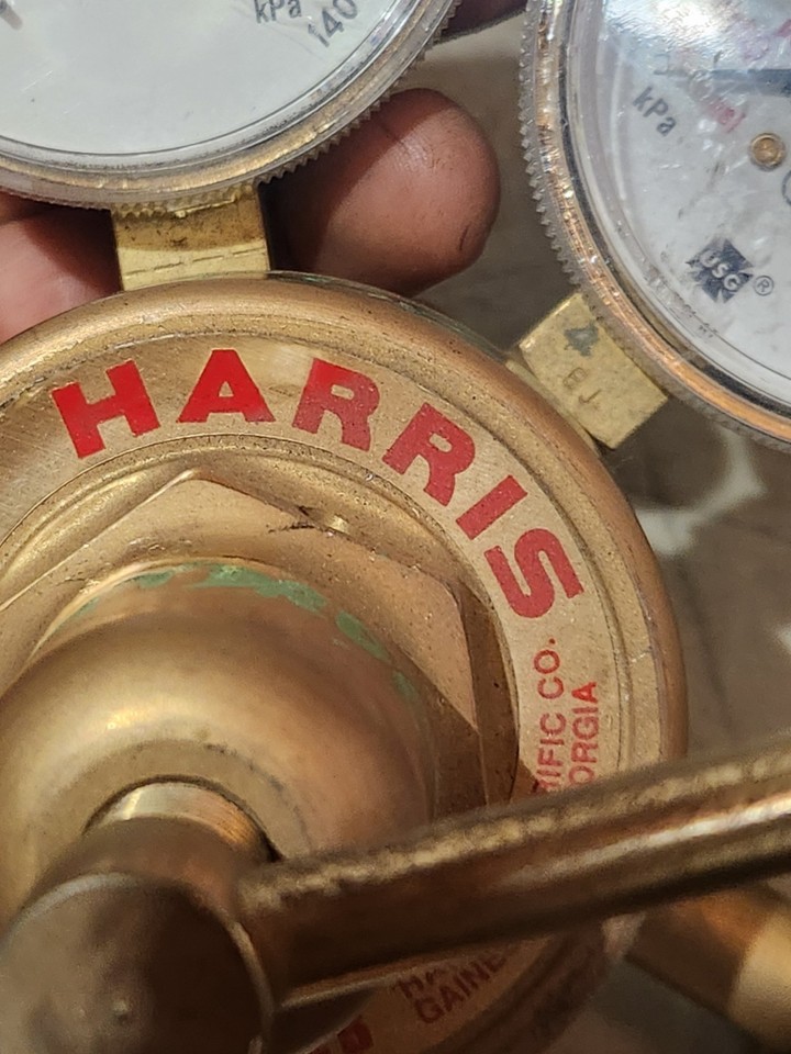 LOT OF 2 HARRIS REGULATORS MODEL 425-125 & 25-50C | eBay