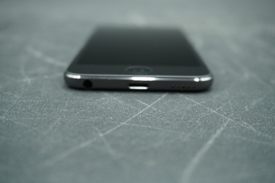 Apple iPod Touch 7th Generation 32GB Space Gray MVHW2LL/A *Tested* | eBay