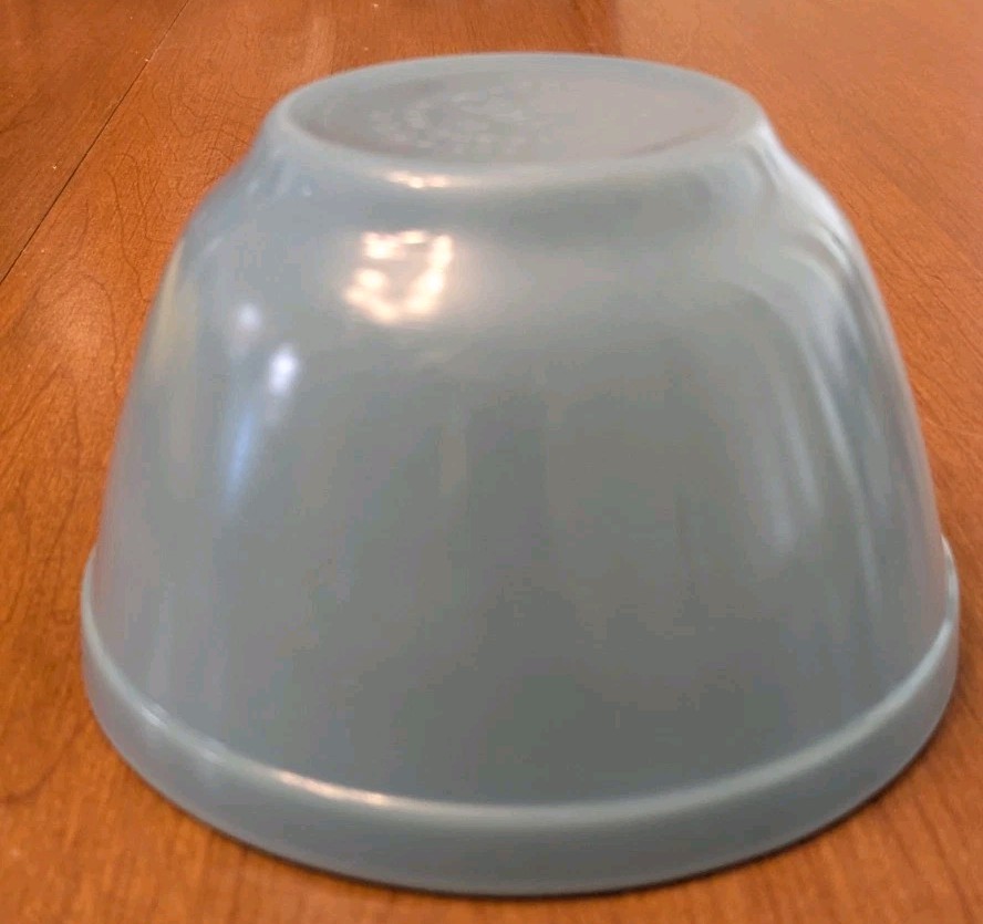 Vintage Pyrex 401 Blue Belle Delphite Mixing Bowl 1.5 Pint HTF 1960's ...