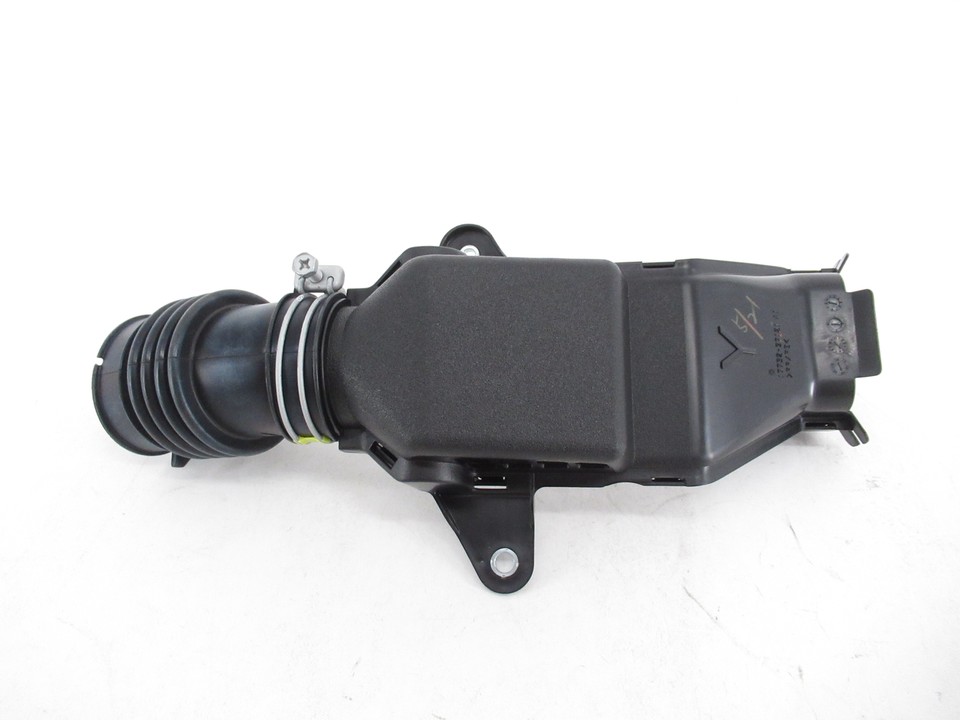 Genuine OEM Toyota 17752-37121 Air Cleaner Inlet Tube 2016-2020 Prius ...