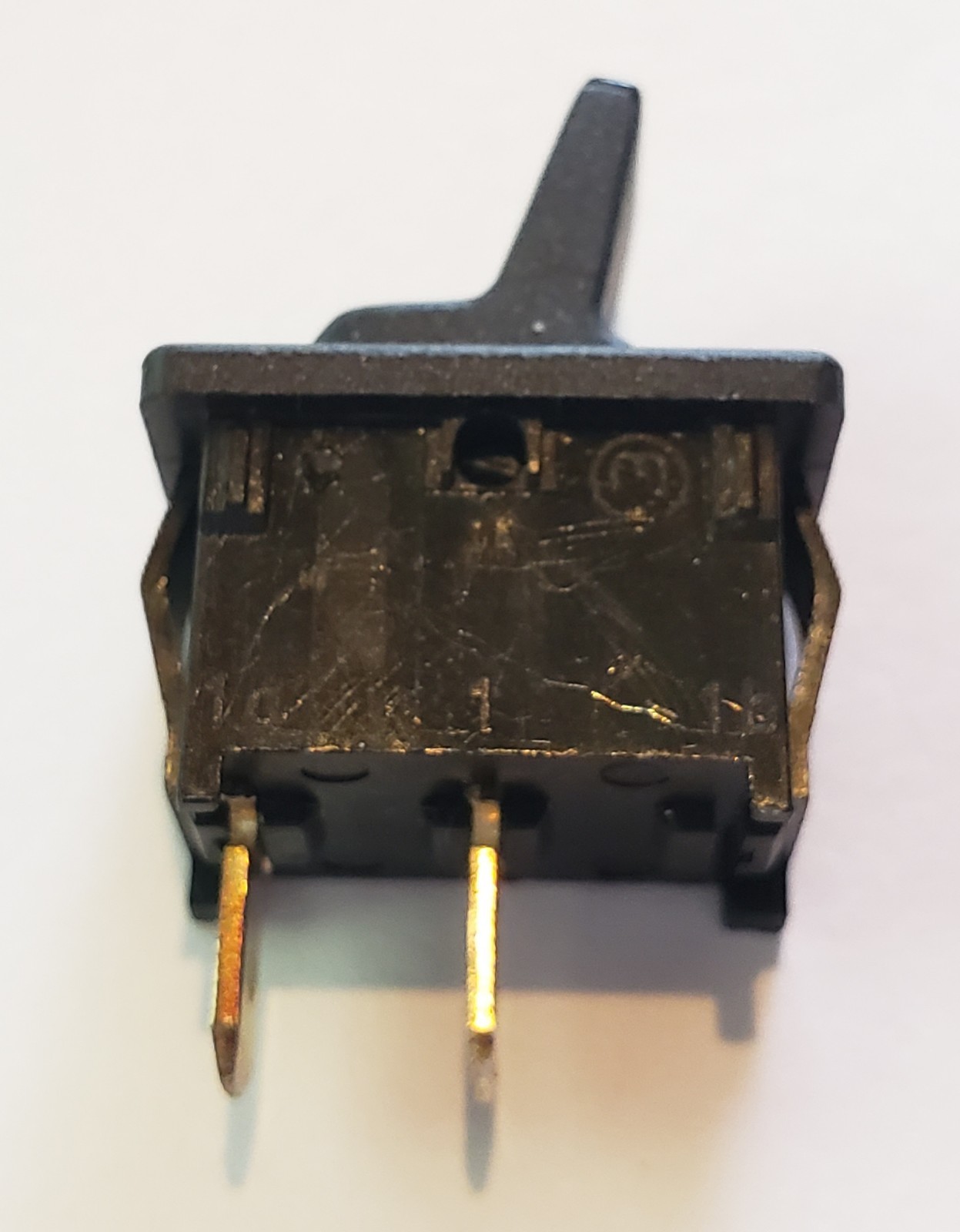 NEW ENEC ULTRA MINI TOGGLE SWITCH BLACK T100/55 R30 2-TERMINAL RV ...