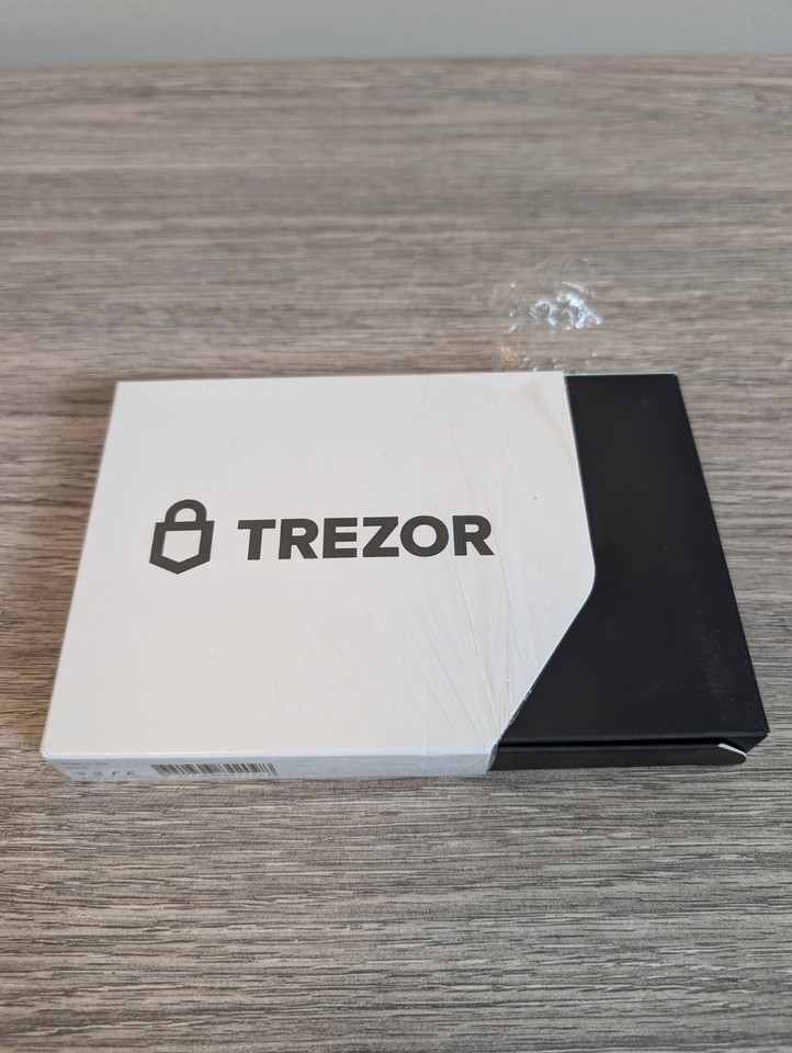 Trezor Safe 5 - Crypto Hardware Wallet with Secure Element & Passphrase ...