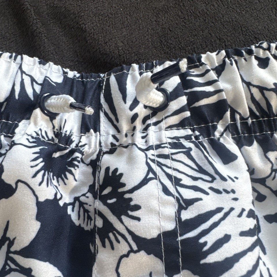 Boys Size Small Swim Trunks By Crown And Ivy Navy Hawaiian Print | eBay