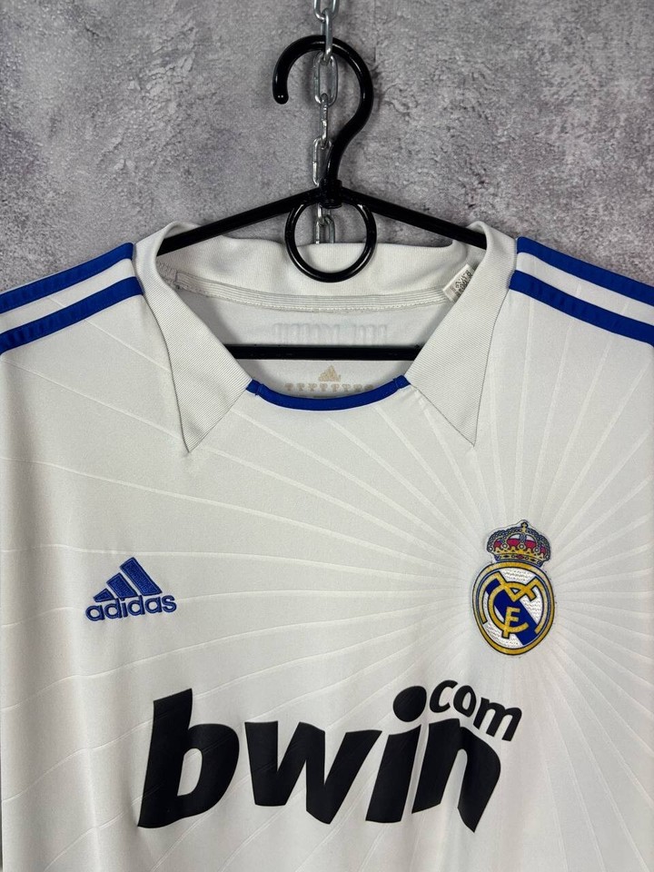 Real Madrid 09/10 Home Shirt Adidas Bwin LFP Jersey Size L White Stains ...