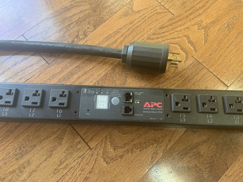 APC AP7863 Rack PDU Metered Zero U 5.7kVA/208V Power Strip Distribution ...