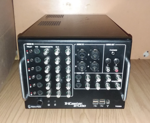 NewTek TriCaster TC350 E7400 @ 2.80GHz 2GB RAM 500GB GeForce GT 220 WIN ...
