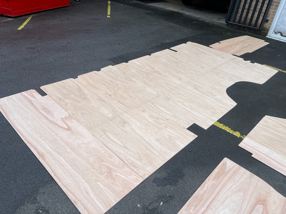 Volkswagen VW Crafter/ Mercedes Sprinter MWB Ply Lining Kit 2007-2017 ...