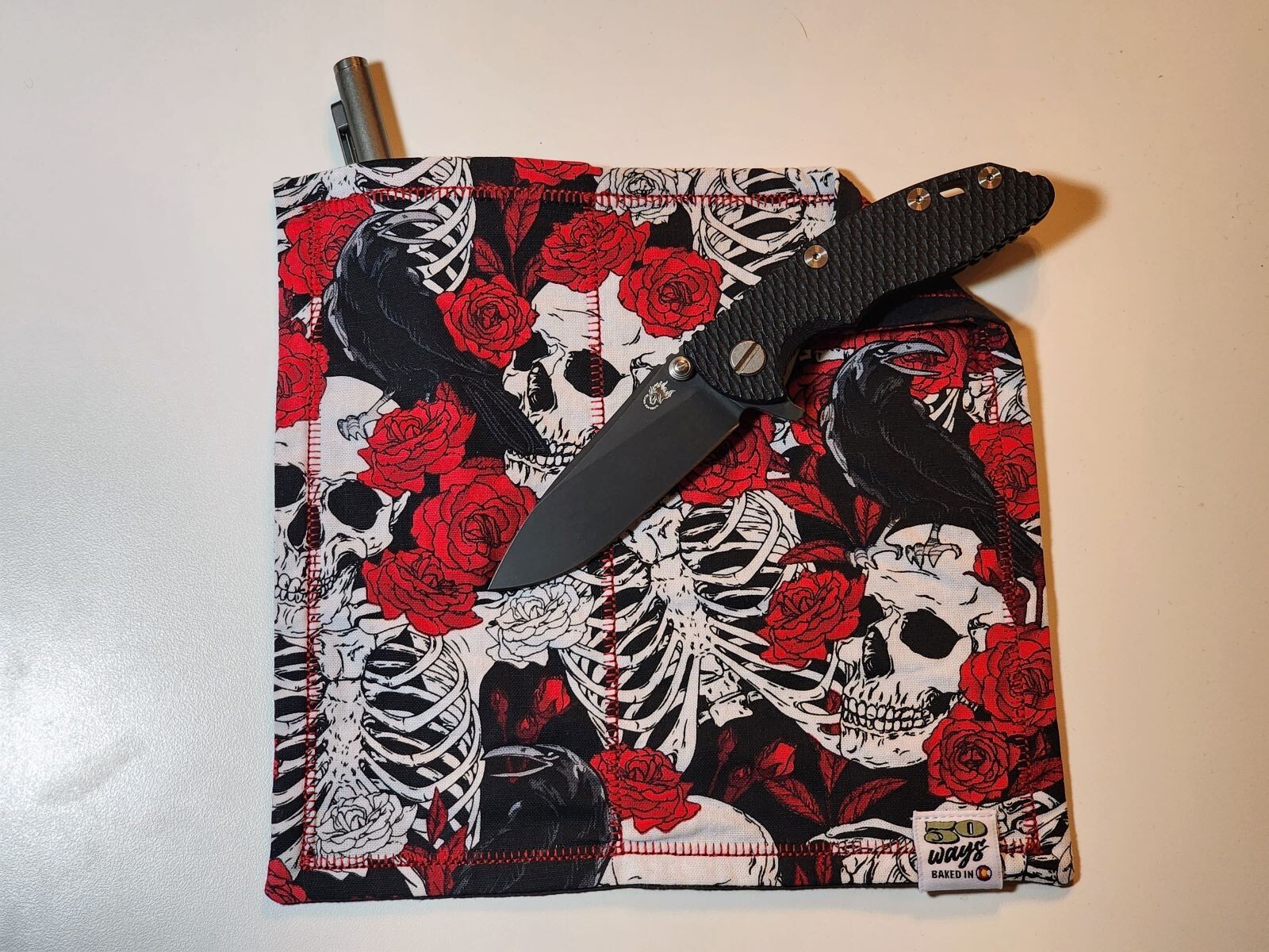 50 WAYS POCKET POCKET HANK Everyday Carry EDC Handkerchief Black Ravens ...