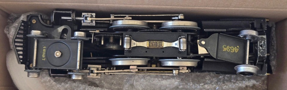 AMERICAN FLYER STANDARD GAUGE 4695 STEAM LOCOMOTIVE & 4694 OIL TENDER ...