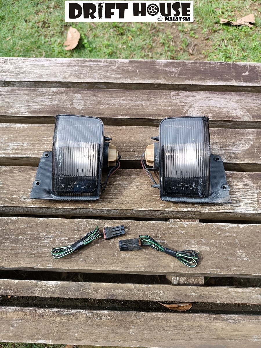 Skyline BNR32 R32 Rear Back Up Reverse Lights Lamp JDM pair Set genuine ...