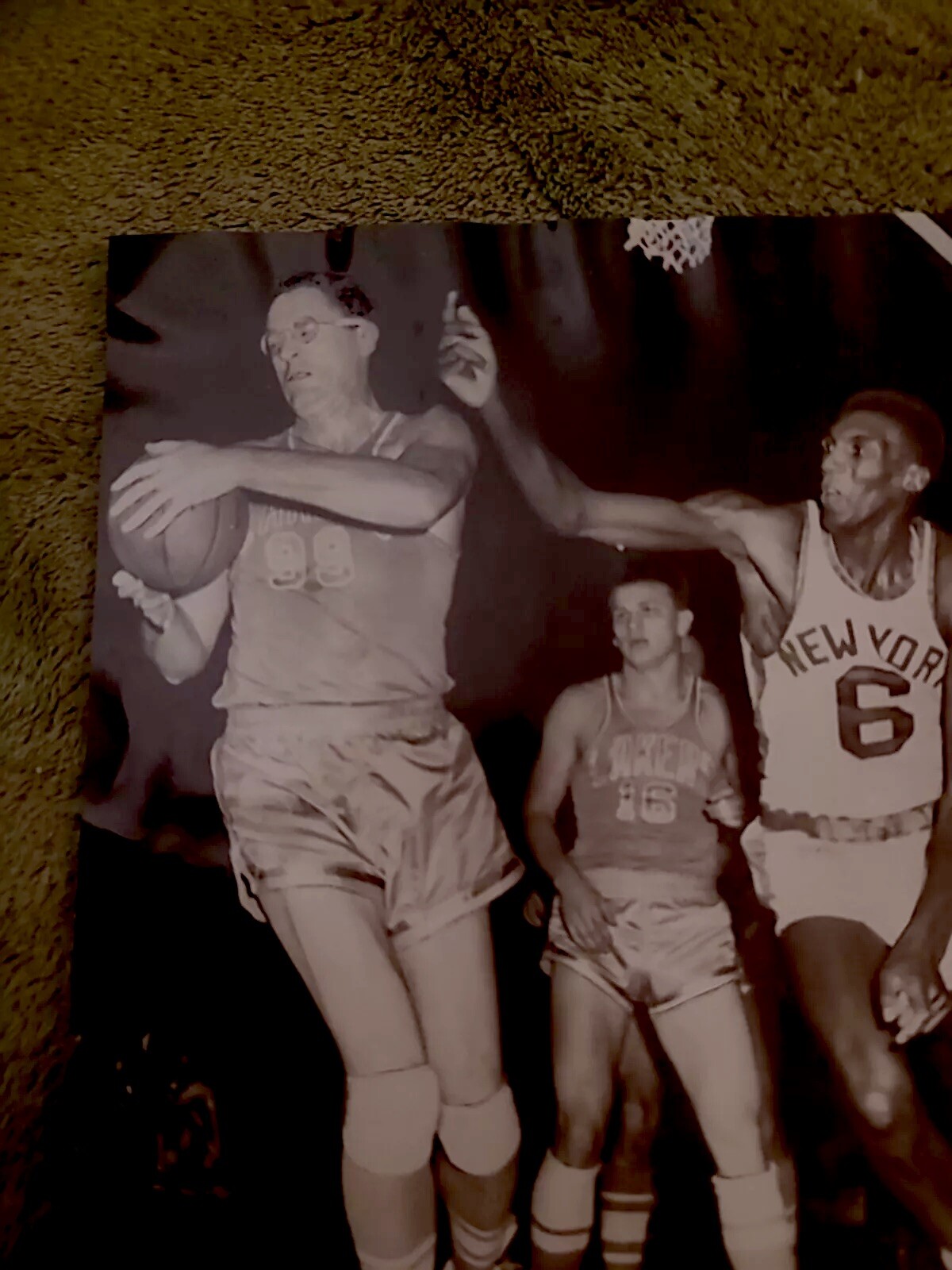 1956 GEORGE MIKAN PHOTO WALTER DUKES NBA BASKETBALL MINNEAPOLIS LAKERS ...