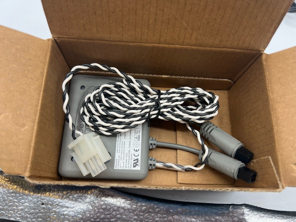 Sloan LED 701678-DLO Light Controller LiquaLED Control 40 12v 40 POL -i ...