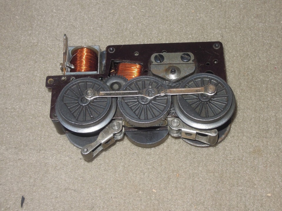 Lionel postwar 6 Wheel Locomotive Engine Chassis Motor with E unit | eBay