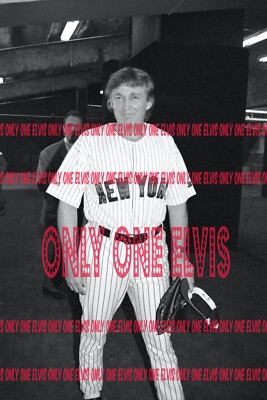 1991 President DONALD J TRUMP New York PLAYING BASEBALL (PHOTO) NEW ...