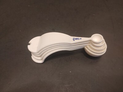 Vintage Tupperware White 5 pc Nesting Measuring Spoons Curved Handles ...