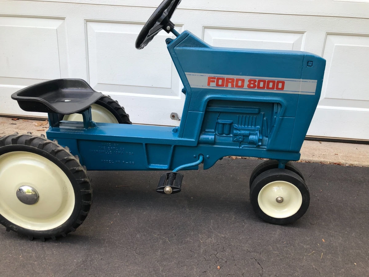 Ford Tractor 8000