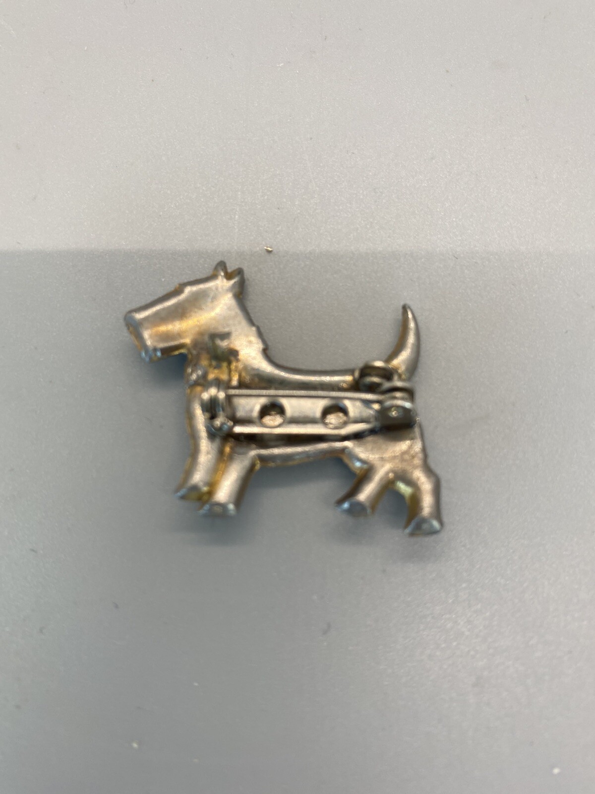 Beautiful VINTAGE Scottie Scotty Dog Pin / Brooch PAV… - Gem