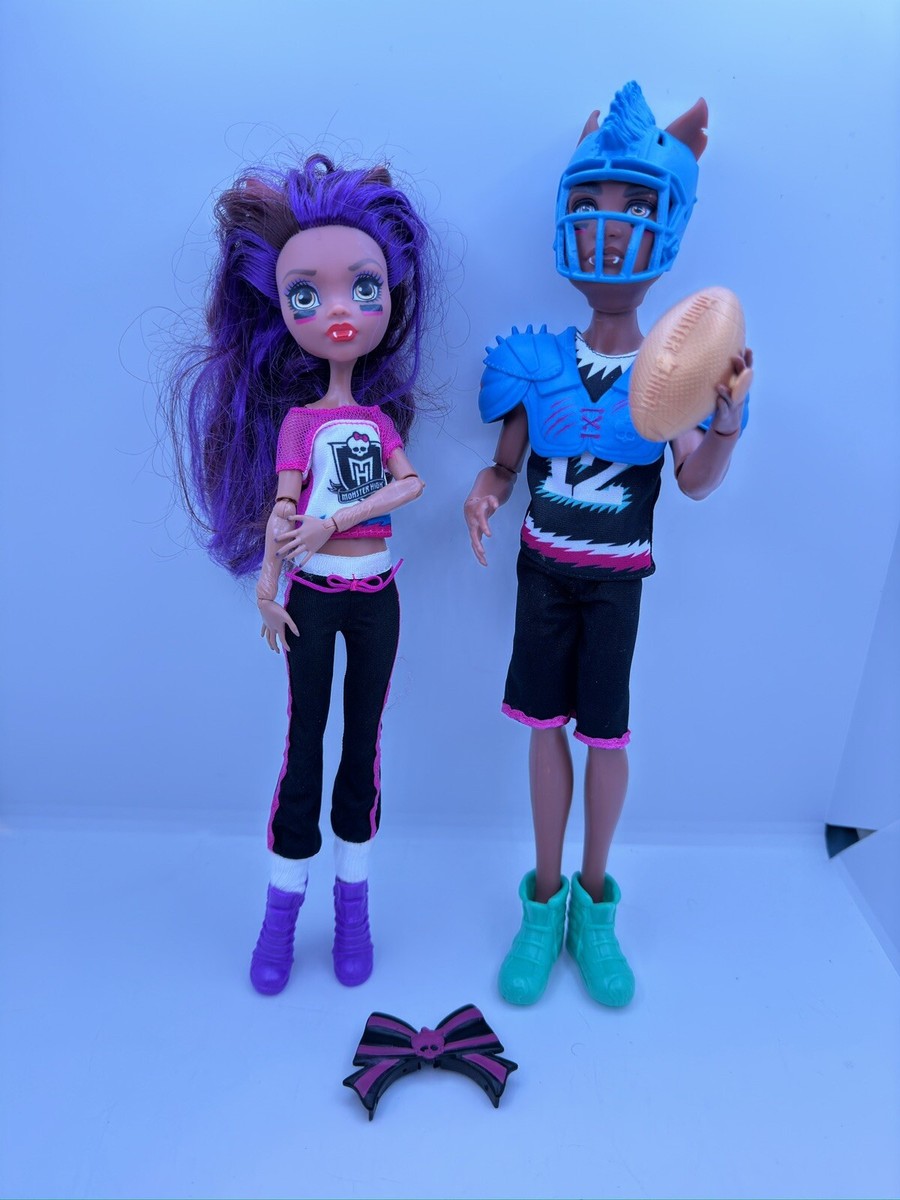 Monster High Cheerleading Stunt Games