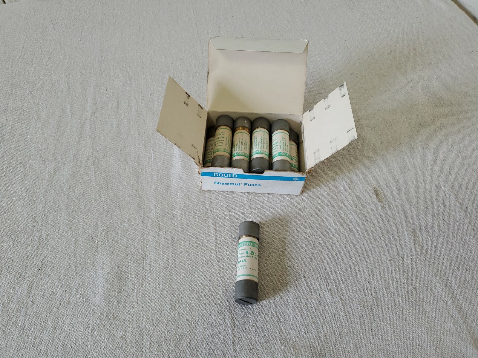 Shawmut RF45 Renewable Fuse Time Delay 45AMP 250VOLT Pack Of 10 | eBay