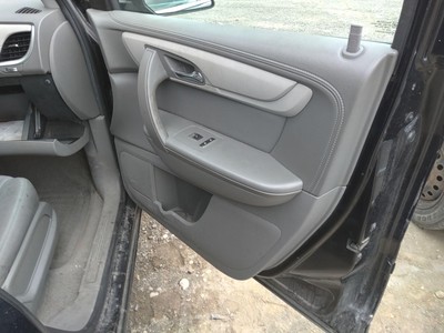 15 CHEVY TRAVERSE Front Door Trim Panel Right Passengertitanium | eBay