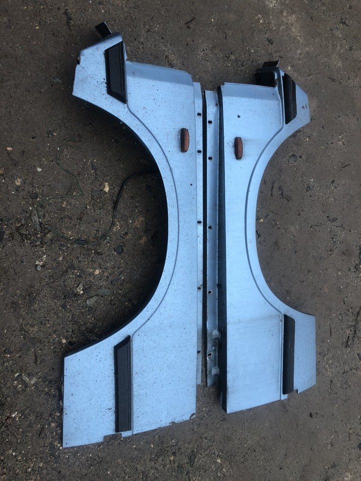 Range Rover Classic front outer wing panels x 2 to suit cars with ...