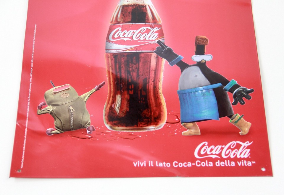 Tabella Pubblicitaria di Latta Coca Cola con Logo e Slogan Poster ...