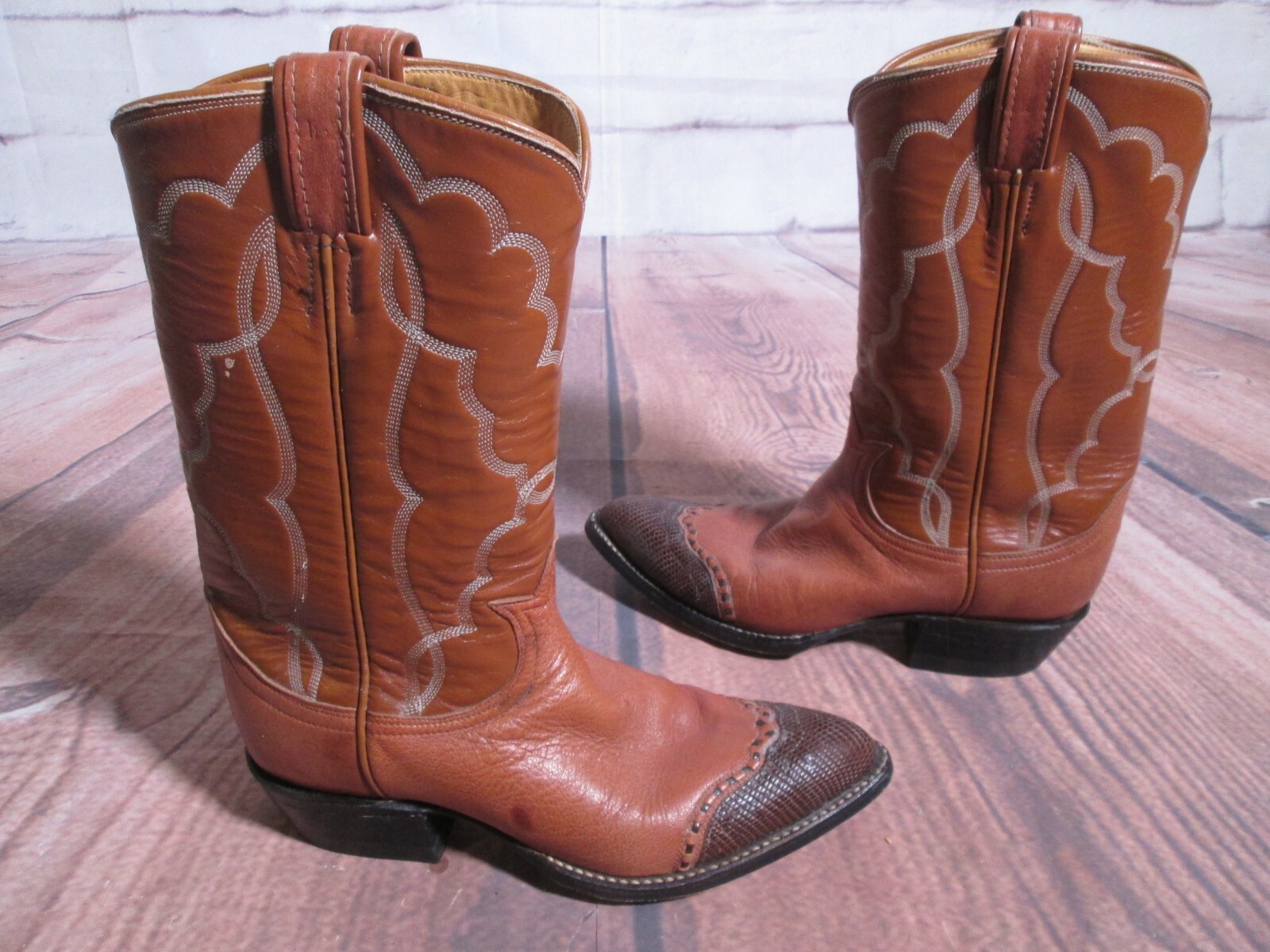 Vintage Tony Lama cap toe emilia brown leather wester… - Gem