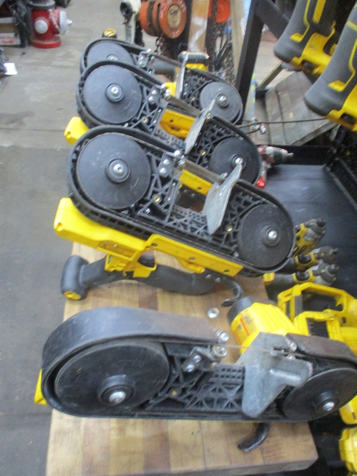 DEWALT DCS371 20VT CORDLESS BANDSAW TOOL ONLY | eBay