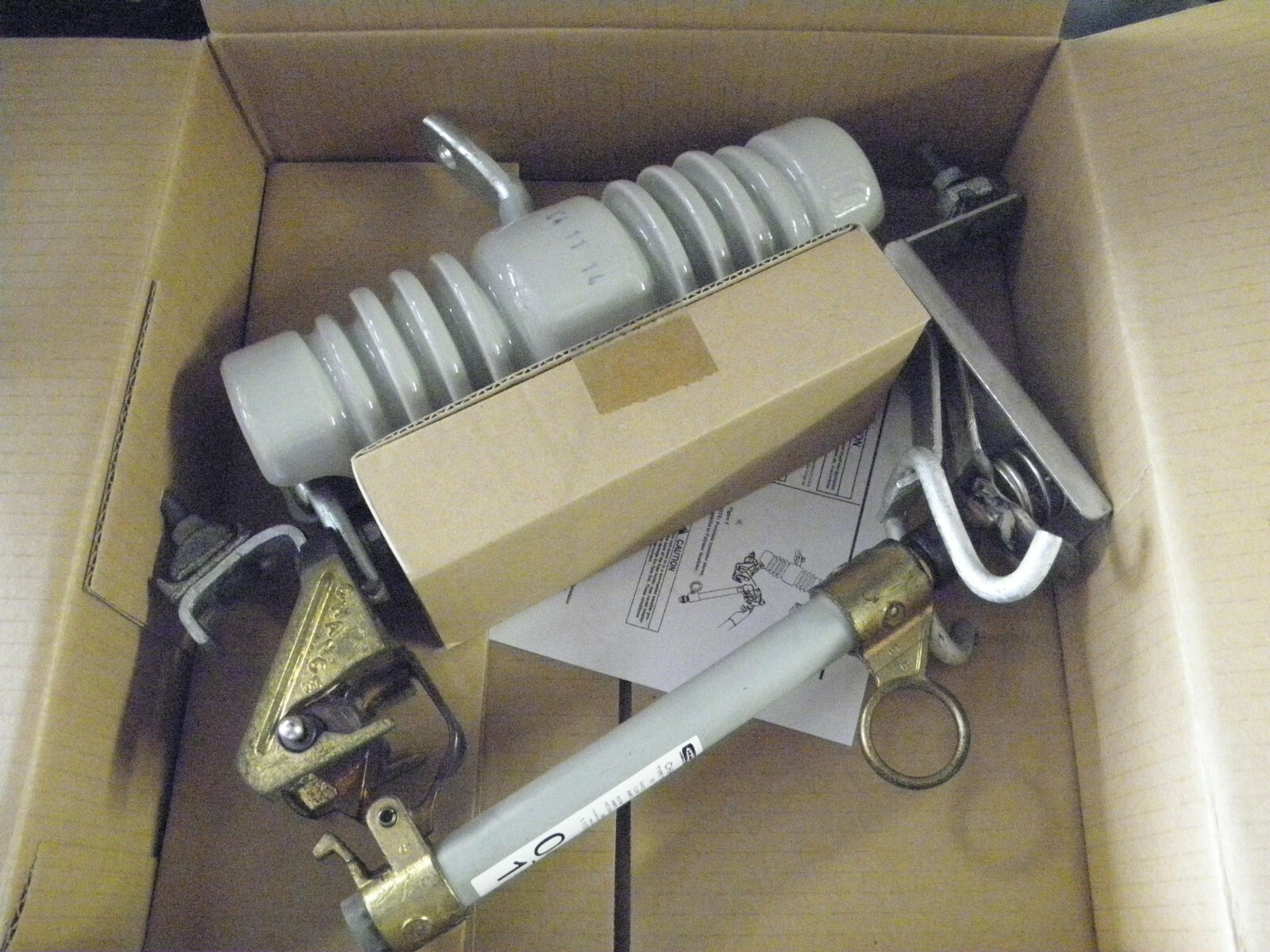 HUBBELL POWER CHANCE C710112PB CUTOUT | eBay