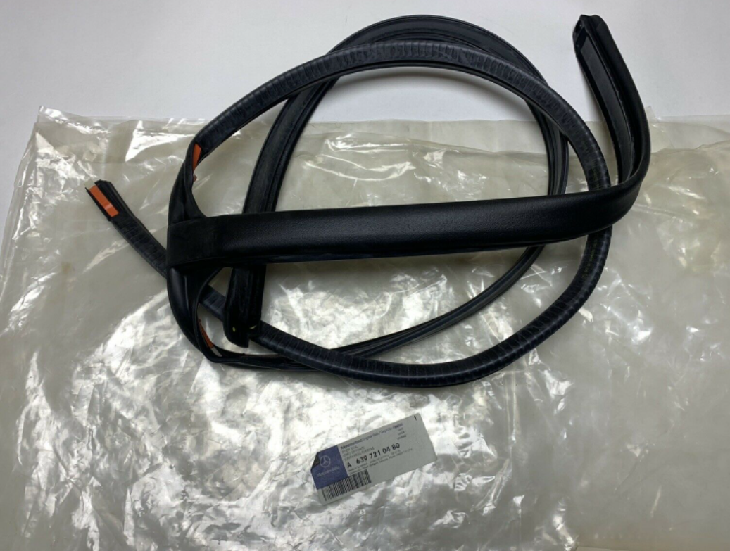 MERCEDES-BENZ VITO W639 Sliding Door Left Top Seal A6397210480 NEW ...