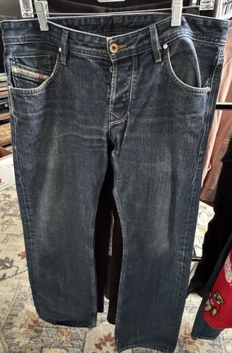 Diesel Jeans Men's W34 L32 Larkee ORUS7 Straight Buttonfly Relaxed Fit ...