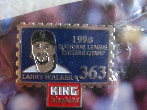 Larry Walker 1998 NL Batting Champ Commemorative Lapel Pin in Original ...