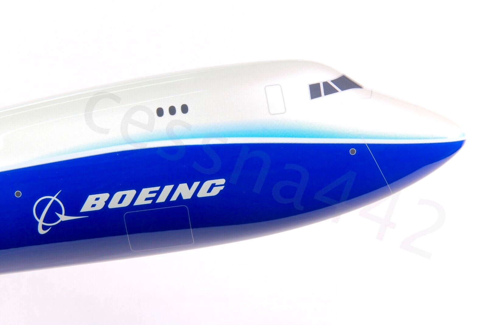 PACMIN Boeing 747-8 Freight 1:100 Aircraft Model & Base Complete ...