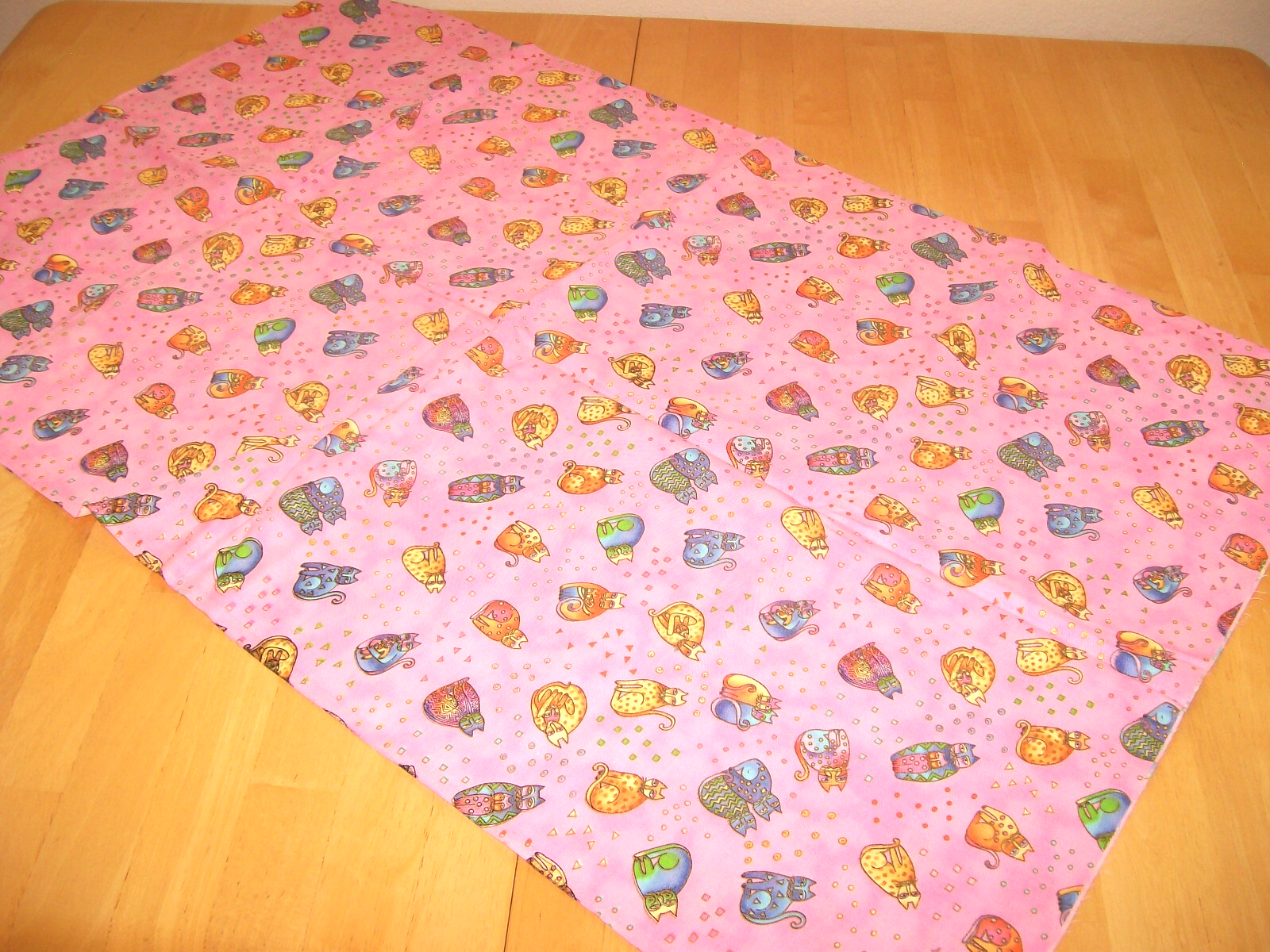 New Laurel Burch Fanciful Felines Pink Cotton Fabric 1 Yard RARE 2007 ...