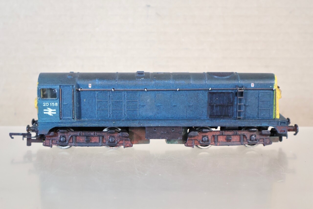 WRENN RE PAINTED WEATHERED BR BLUE CLASS 20 DIESEL LOCOMOTIVE 20158 oj ...