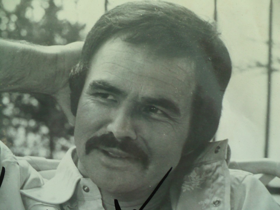 VINTAGE ORIGINAL SIGNED BURT REYNOLDS AUTOGRAPHED AUTOGRAPH PHOTO | eBay