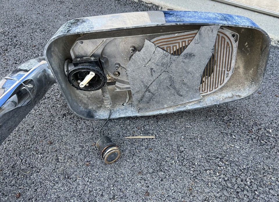 Monaco Motorhome/RV Side Mirror (RH/Passenger Side) Broken Glass Works ...