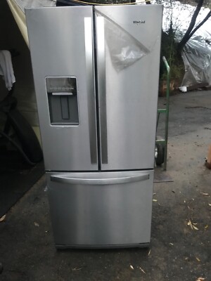 Whirlpool refrigerator. w/manual. North Hollywood Plugged in not used ...