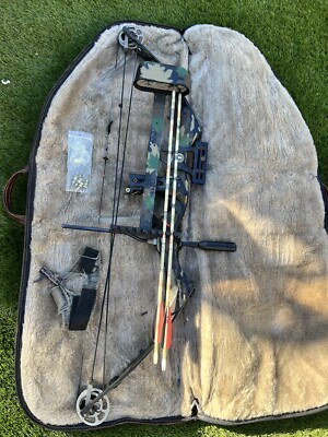 PSE Carroll Intruder Compound Bow Archery Hunting w/ Case 31”, 50-70lb ...