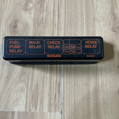 OEM 90-93 Nissan D21 Pickup Engine Bay Fusebox Fuse Relay Box Cover Lid ...