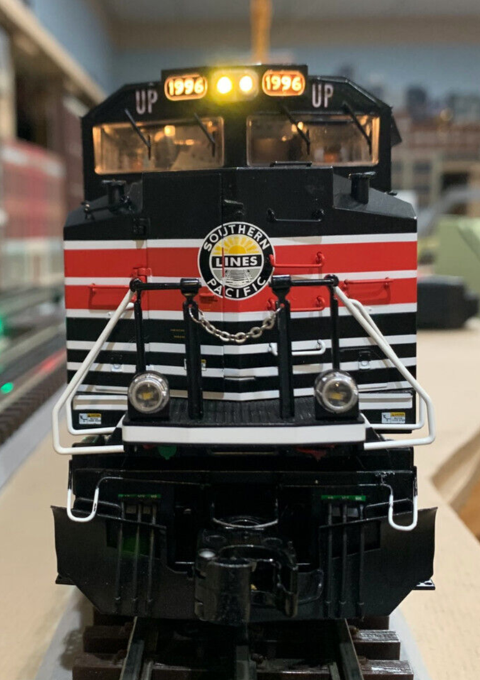 LIONEL 6-28281 - O SCALE - SOUTHERN PACIFIC - UP HERITAGE SD70ACE ...