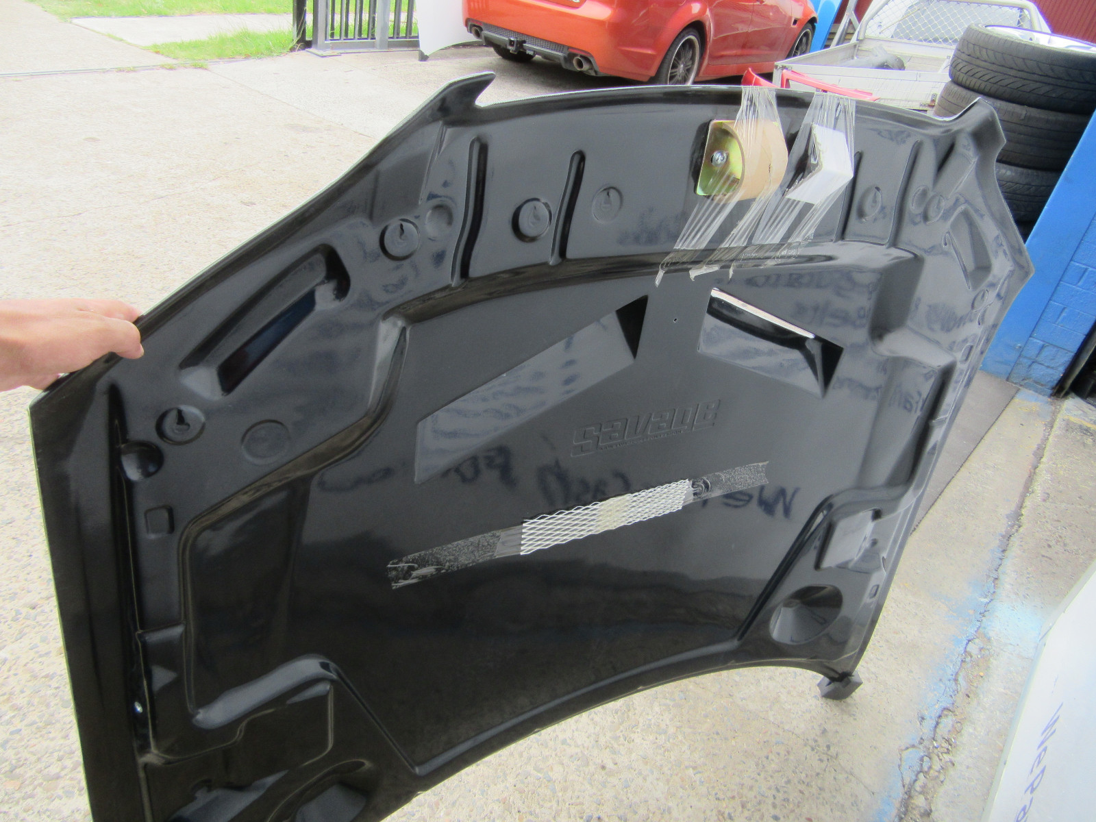 HOLDEN COMMODORE VE BONNET SCOOP MONARO STYLE SUITES VE MODEL FROM 2006 ...