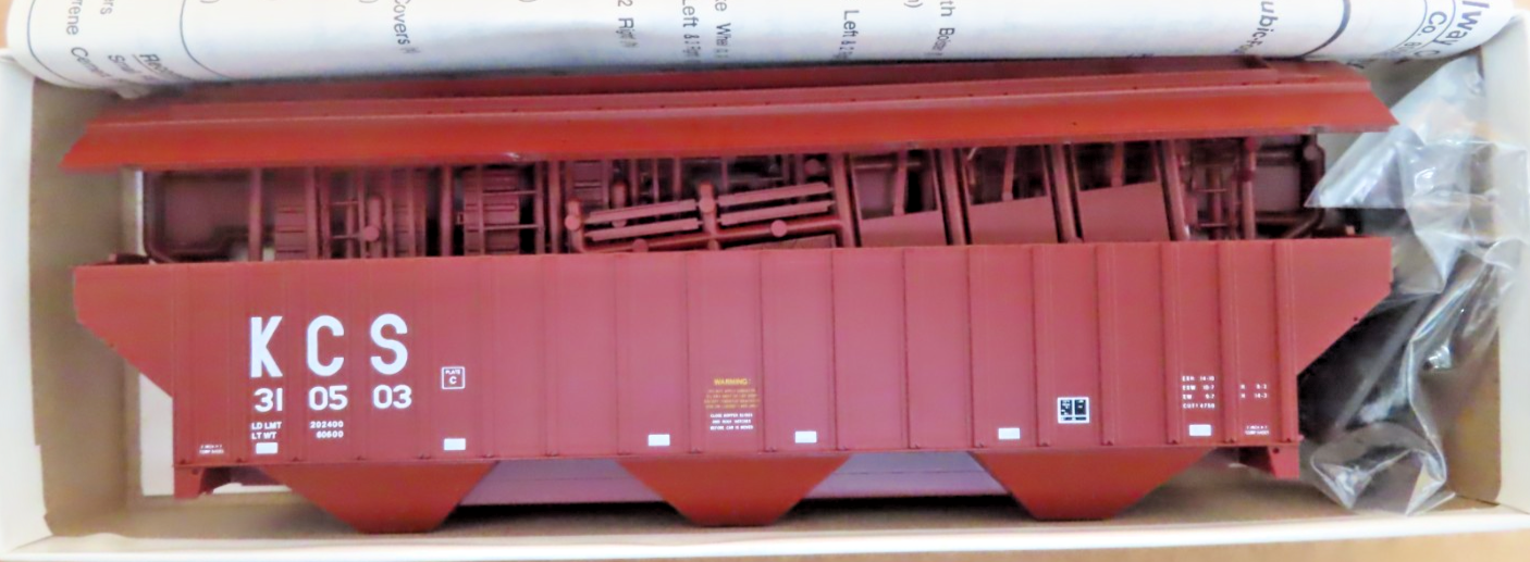 Intermountain Railway HO Kit KCS-01 4760 Cu ft 3-Bay Covered Hopper KCS ...