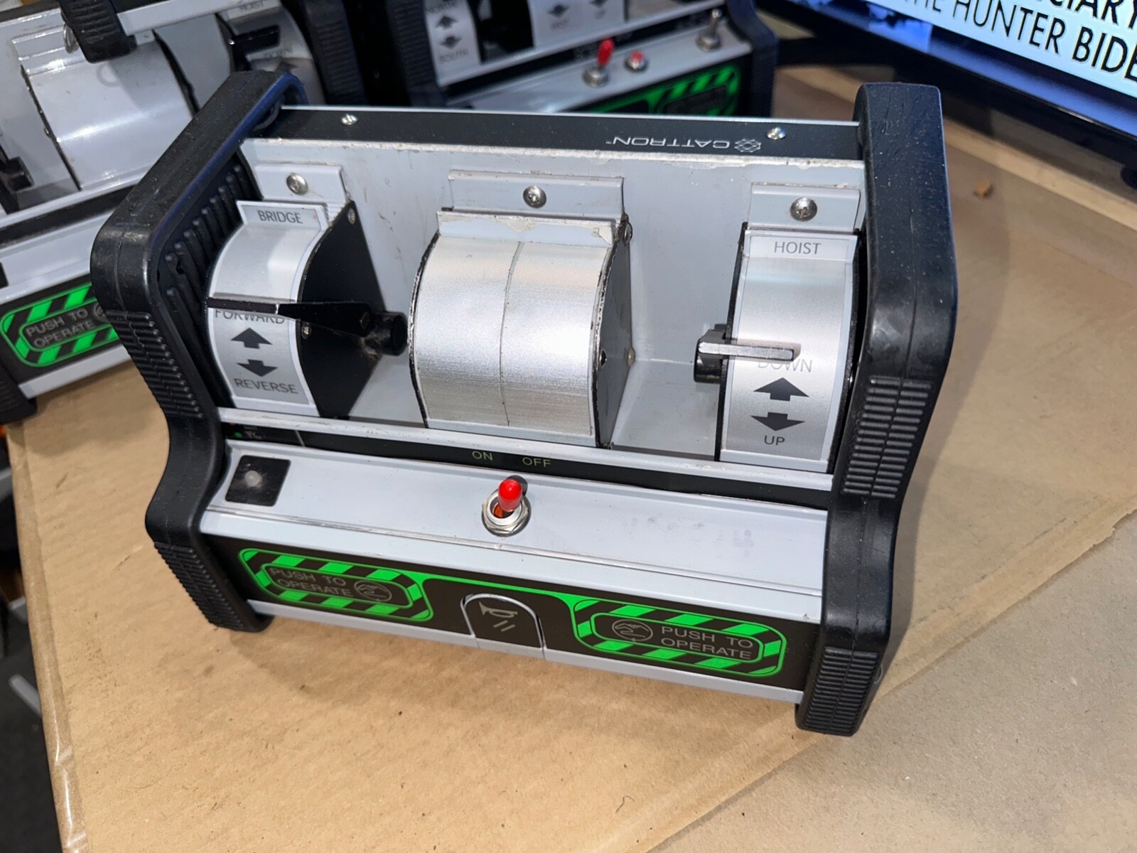 CATTRON PADDLE CONTROLLER TRANSCEIVER P04 | eBay