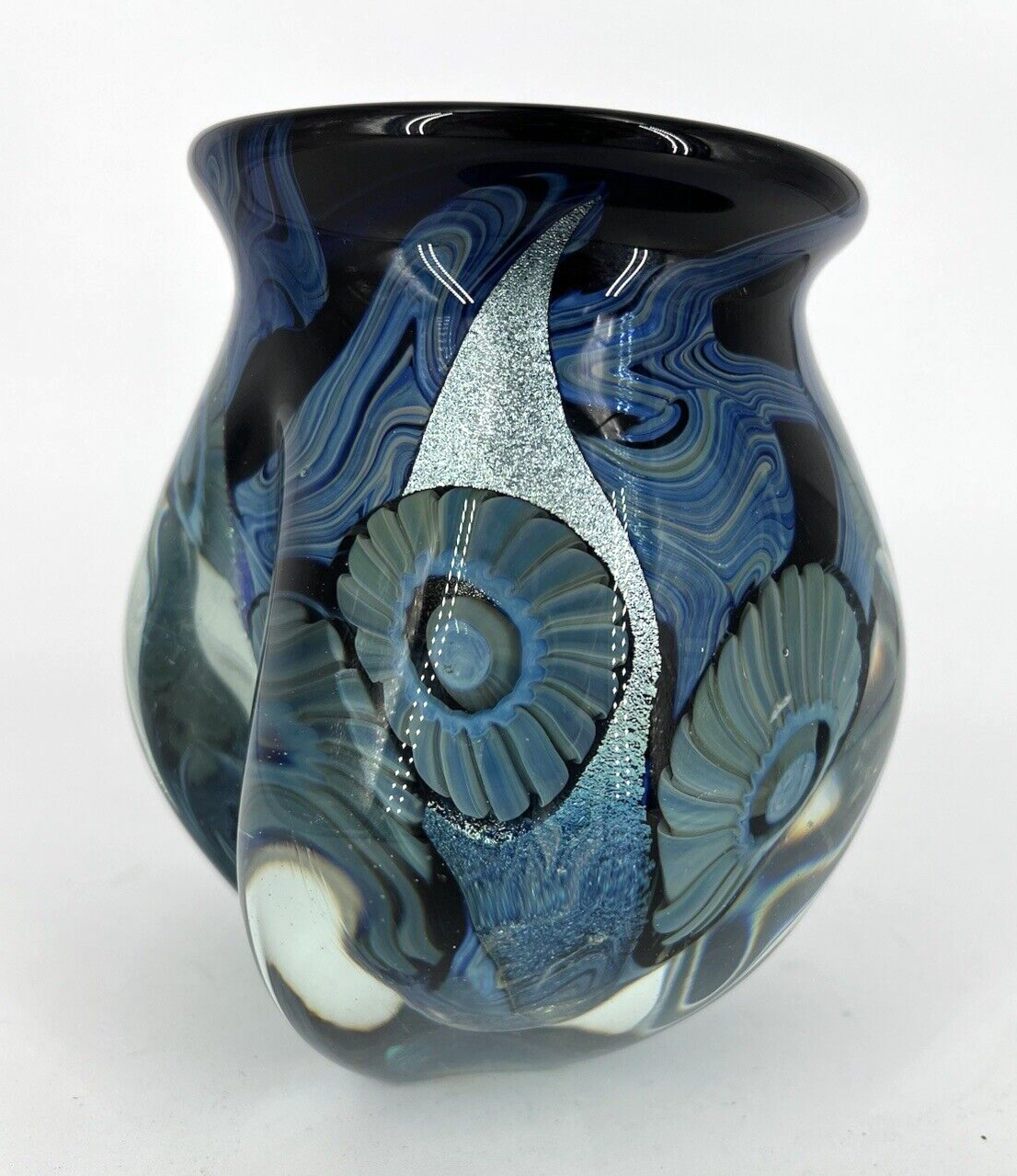 Iridescent Robert Eickholt 5” Art Glass Vase 2008 Seascape Anemones 3. ...